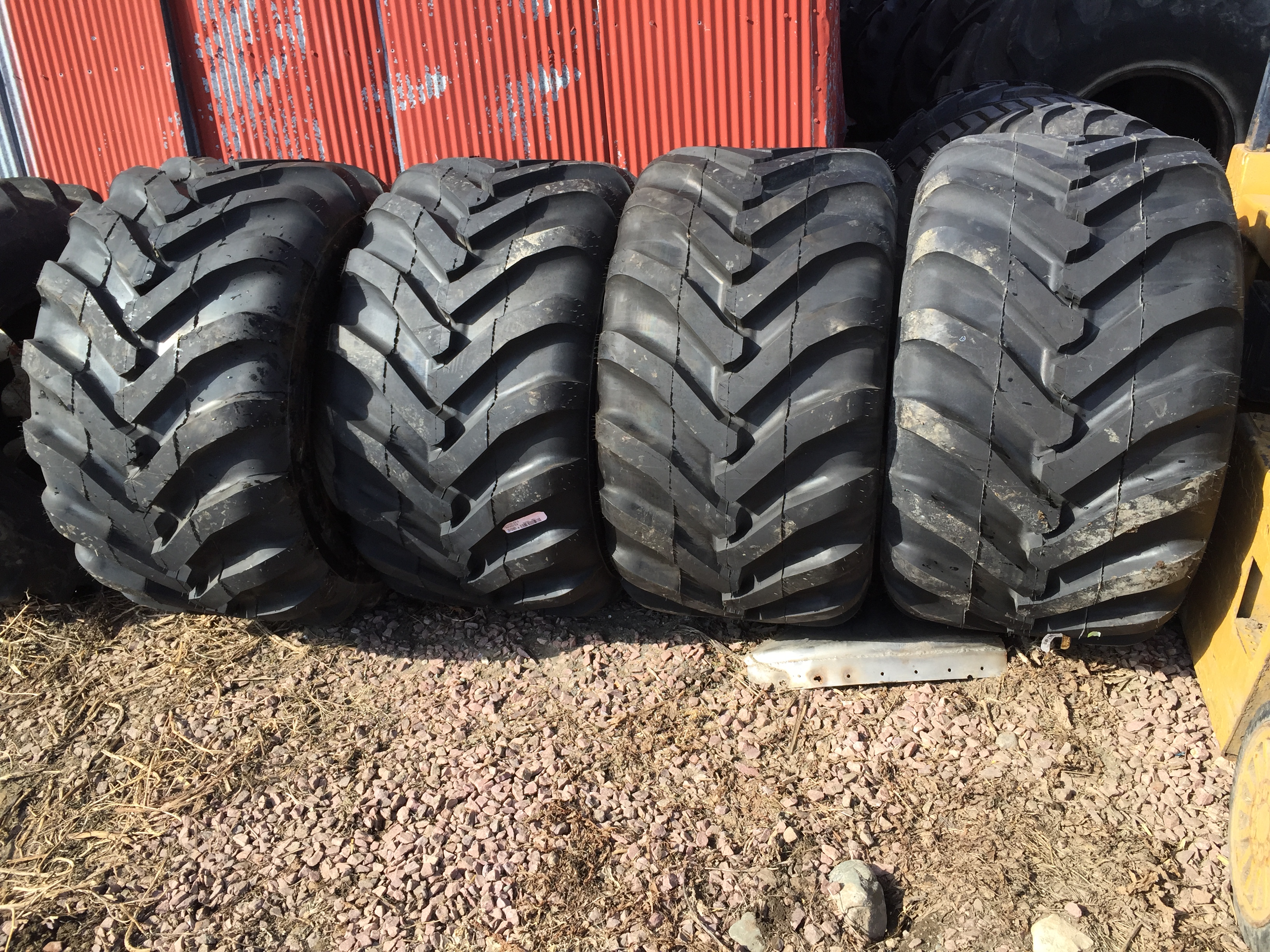 Kappenman Farms: Terra Gator and Floater Tires